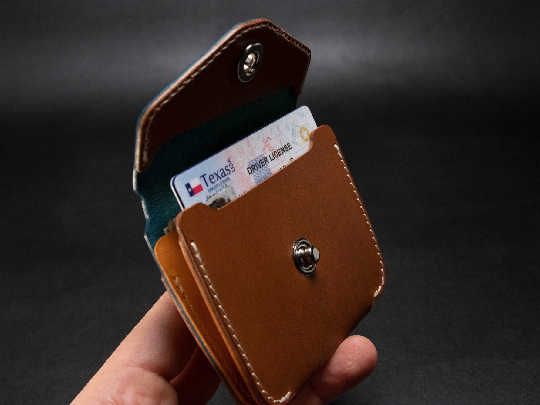 Best Leather Airtag Wallet | Apple Airtag Wallet – Leather Brut